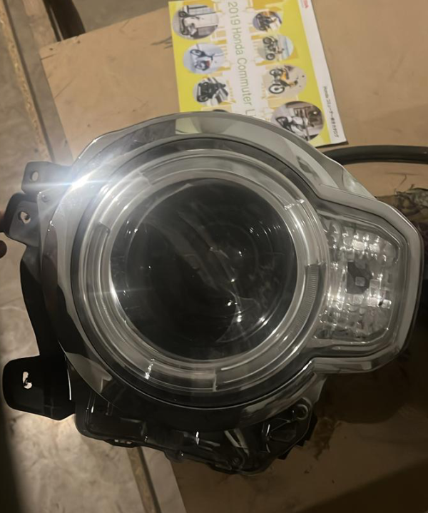 Suzuki Hustler Headlight - Car Buddy